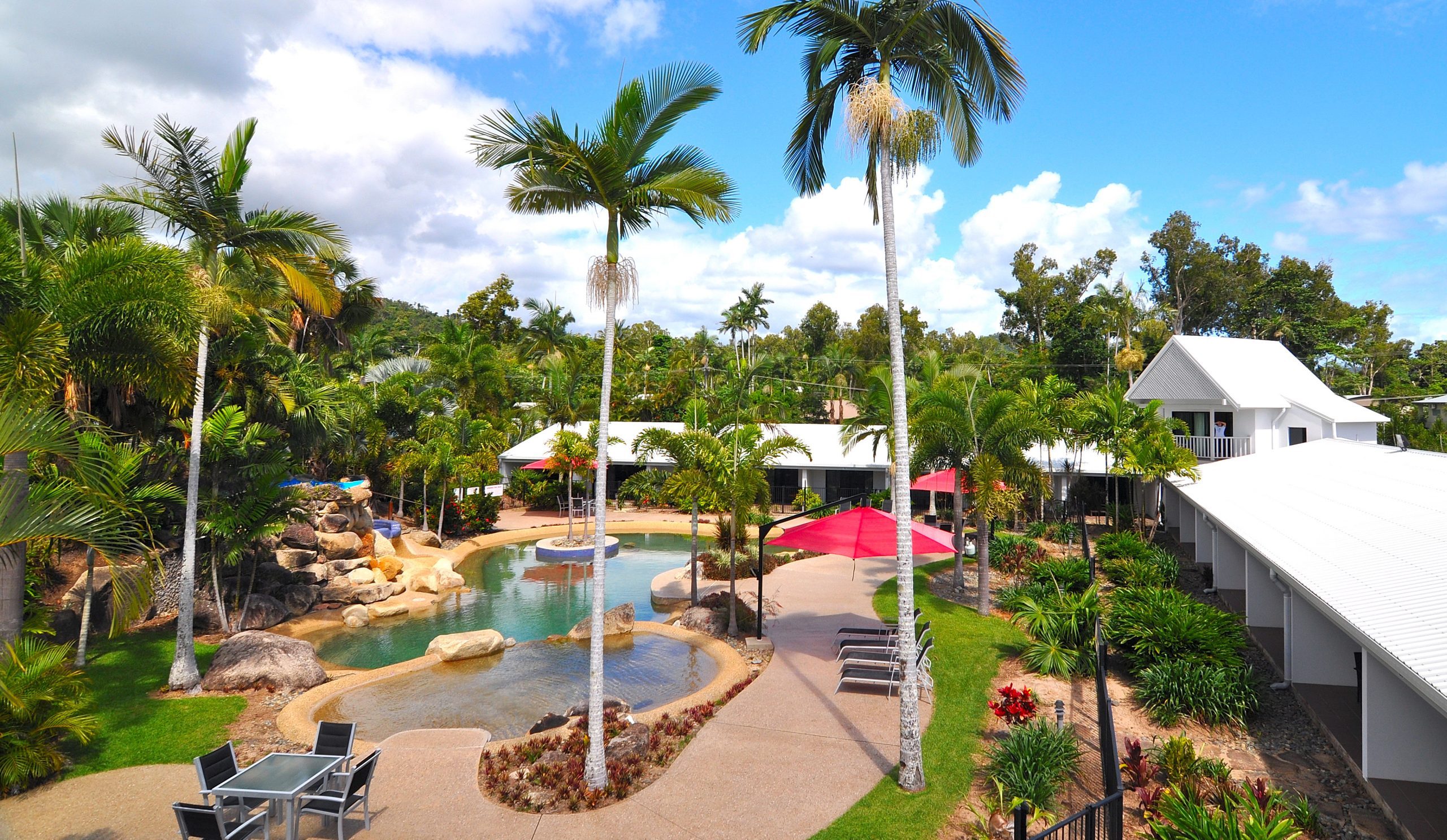 Mission Beach Resort - Live at Your Local