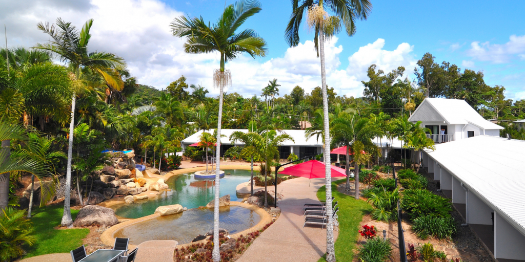 Mission Beach Resort - Live at Your Local